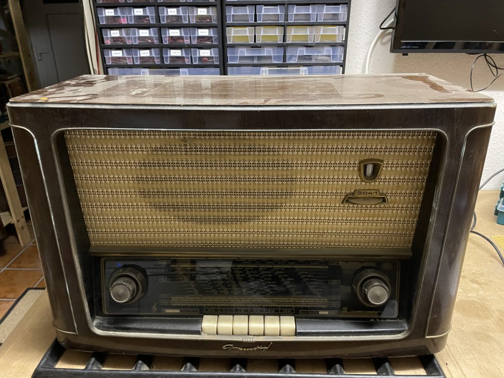 Ausgangszustand - Radio-Basteln - Edith-Stein-Realschule